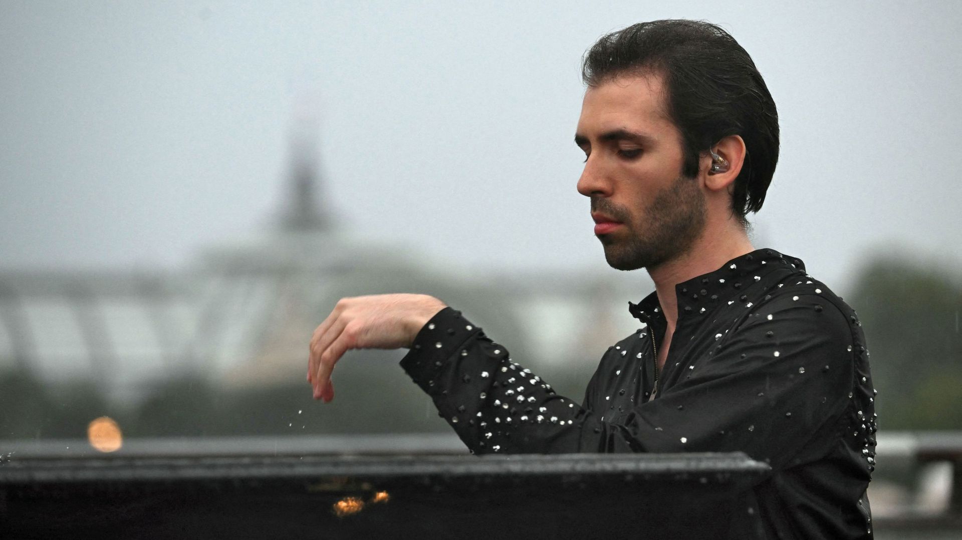 Une semaine culturelle en demi-teinte, avec l’adieu au géant David ...