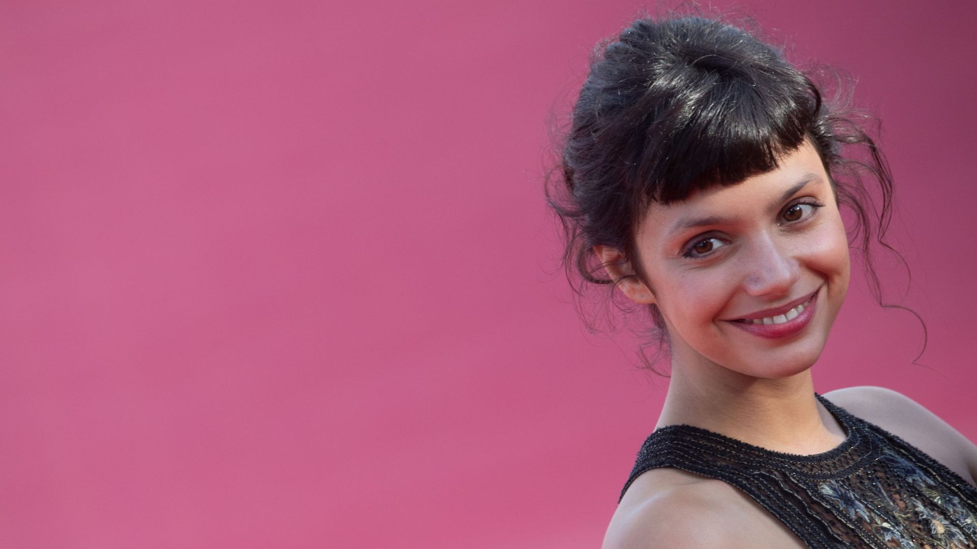 'Ava' ou l'ardeur d'une adolescente filmée avec panache - RTBF Actus