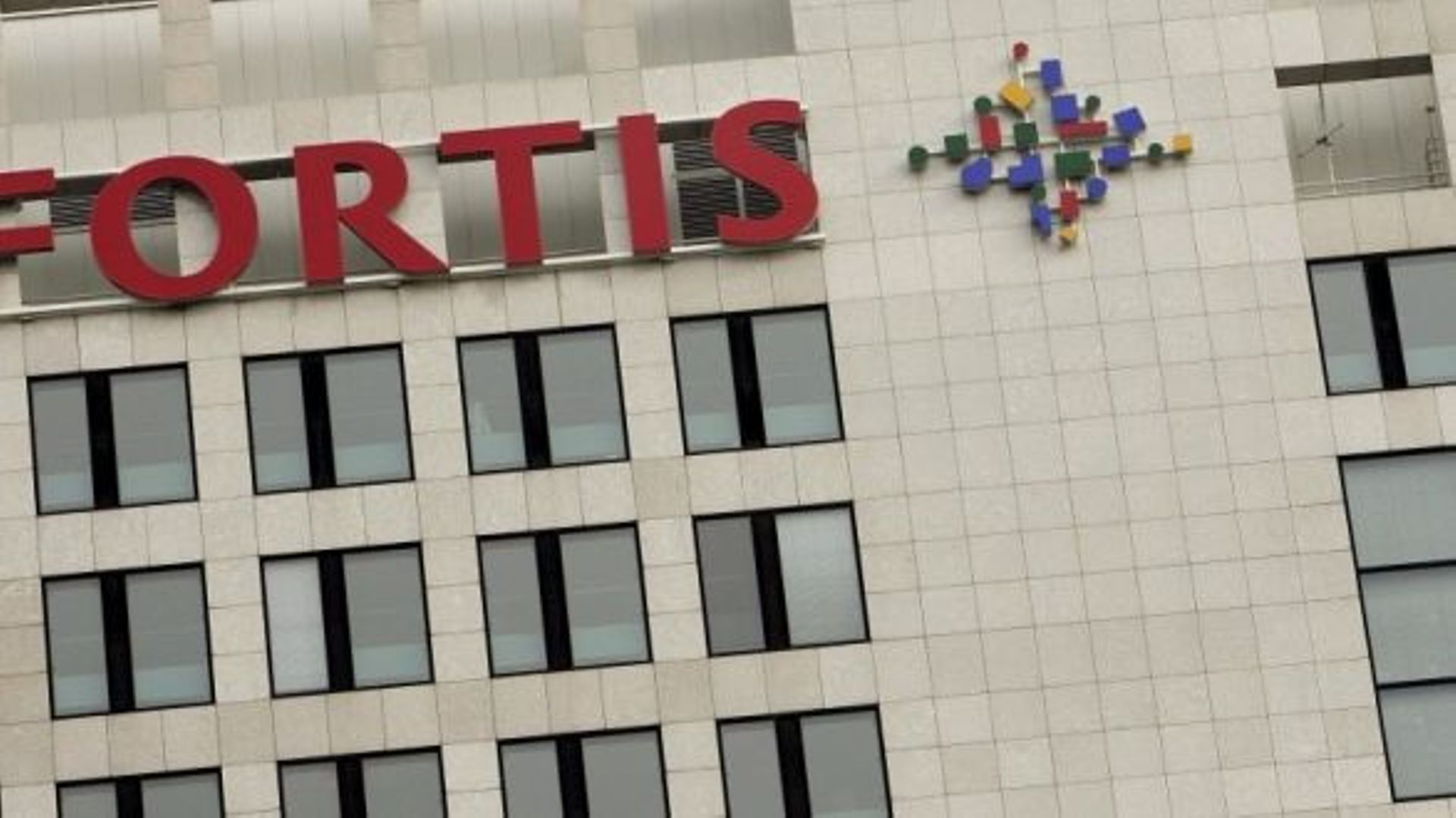 Fortis: les défenseurs des actionnaires pour le stand alone - RTBF Actus