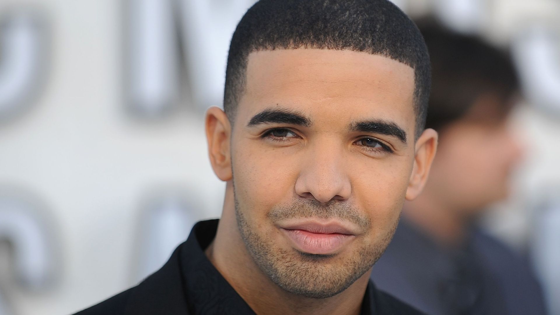 Le rappeur Drake au sommet du hit-parade américain grâce à un album ...