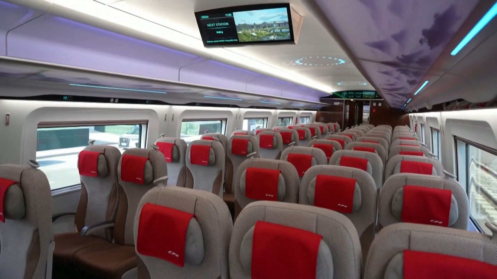 La Chine lève le voile sur le prototype du train sur rail le plus ...