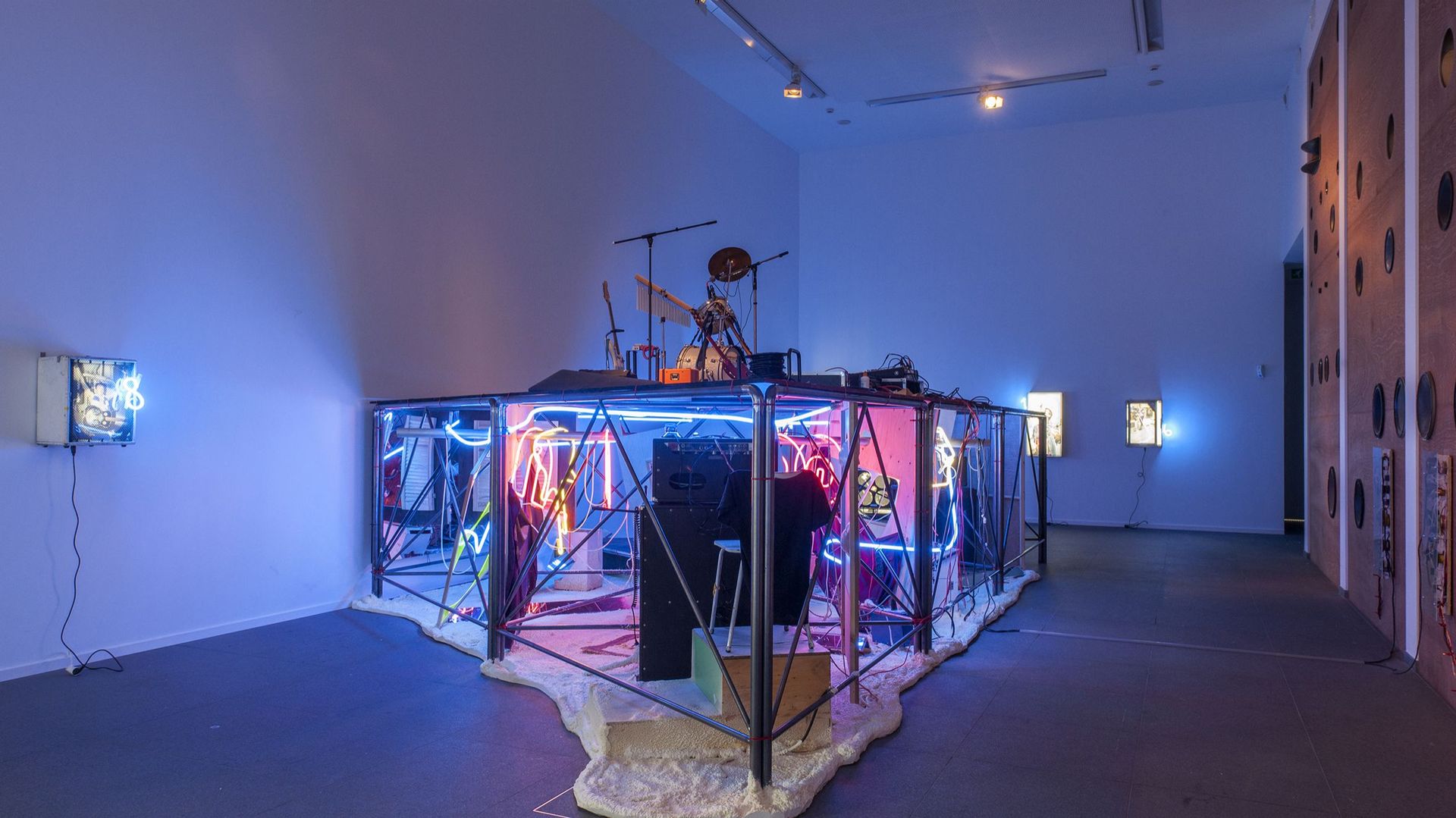 REBEL REBEL art + rock