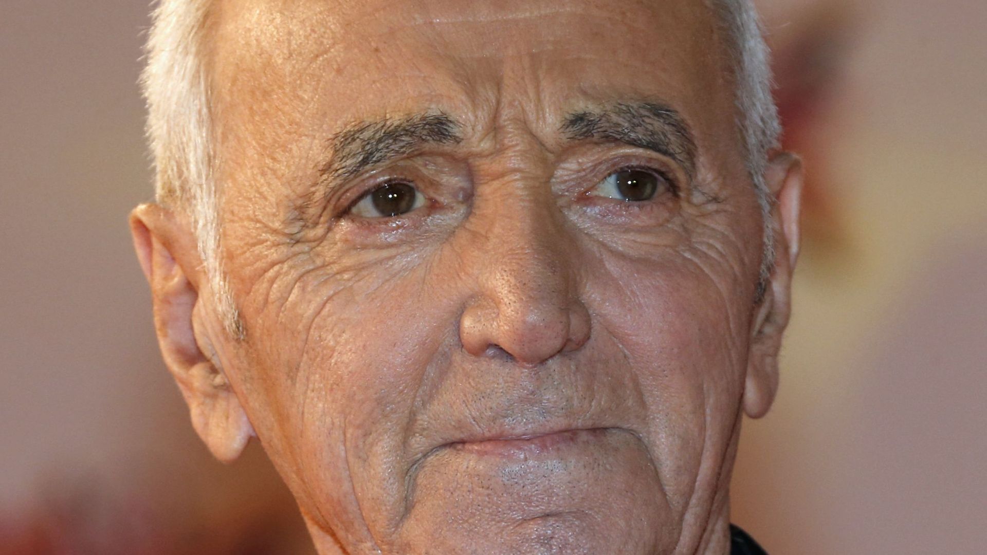Charles Aznavour à l'honneur lundi prochain avant son ultime concert à ...