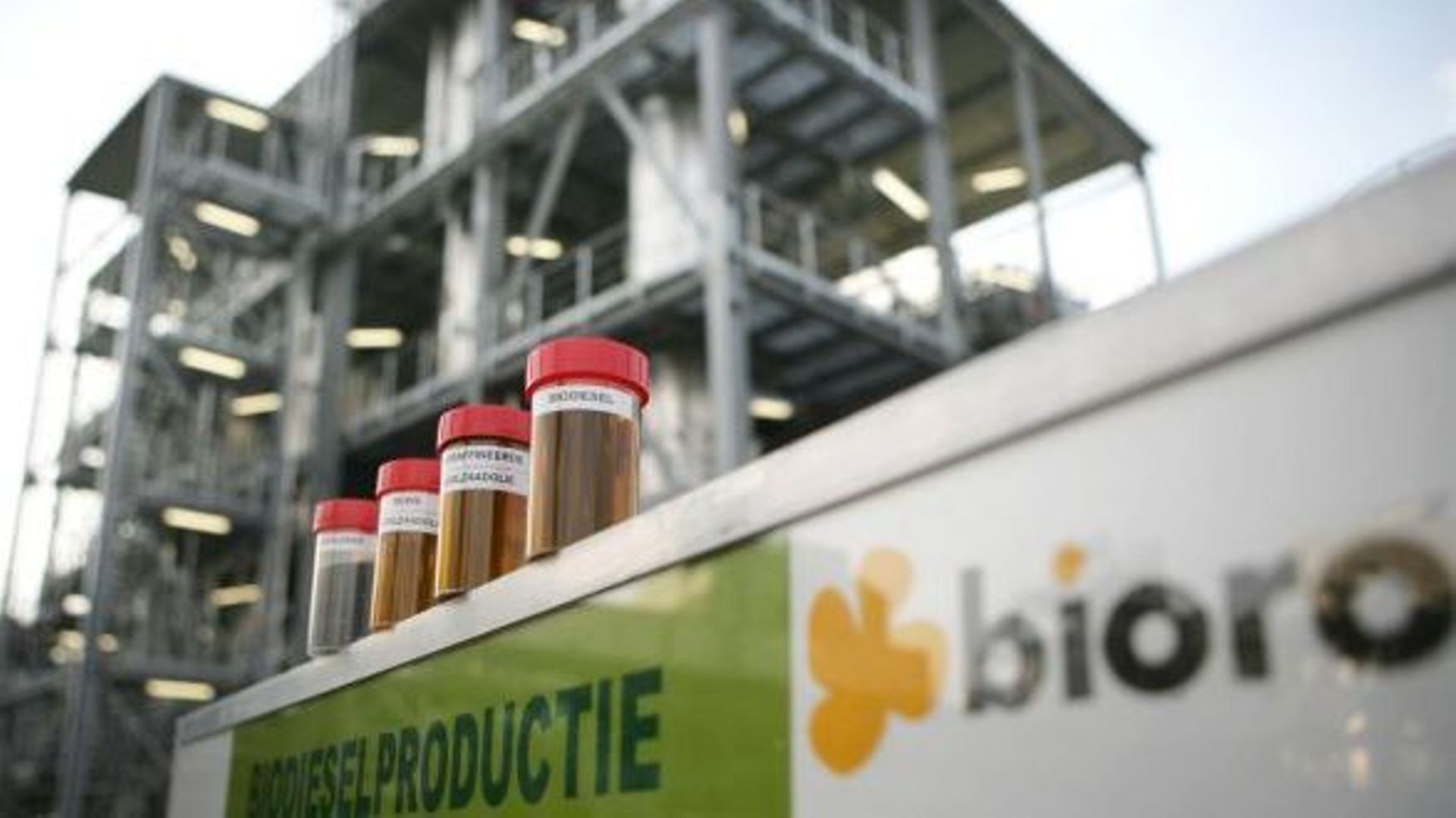 Feluy : Neochim dépose le bilan - RTBF Actus