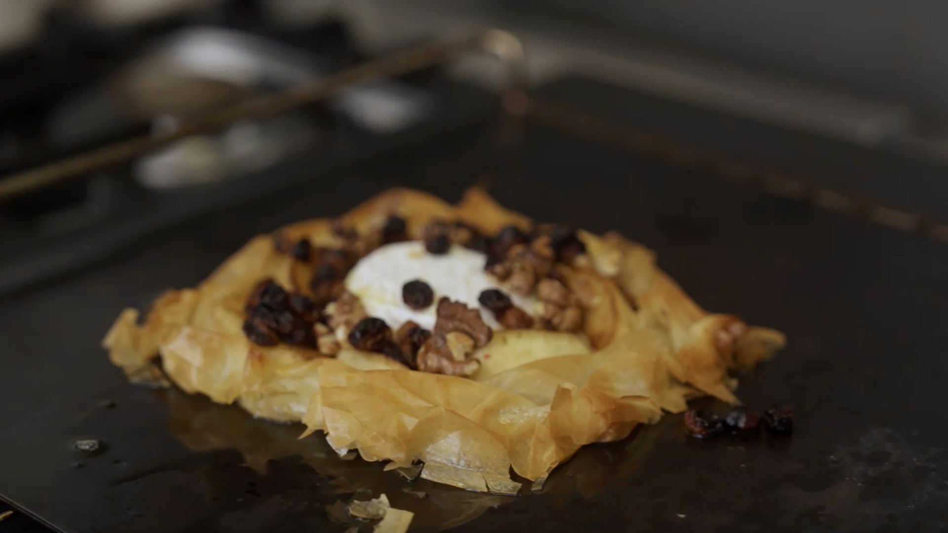 Savoureux croustillant de pomme et Saint-Marcellin - RTBF Actus