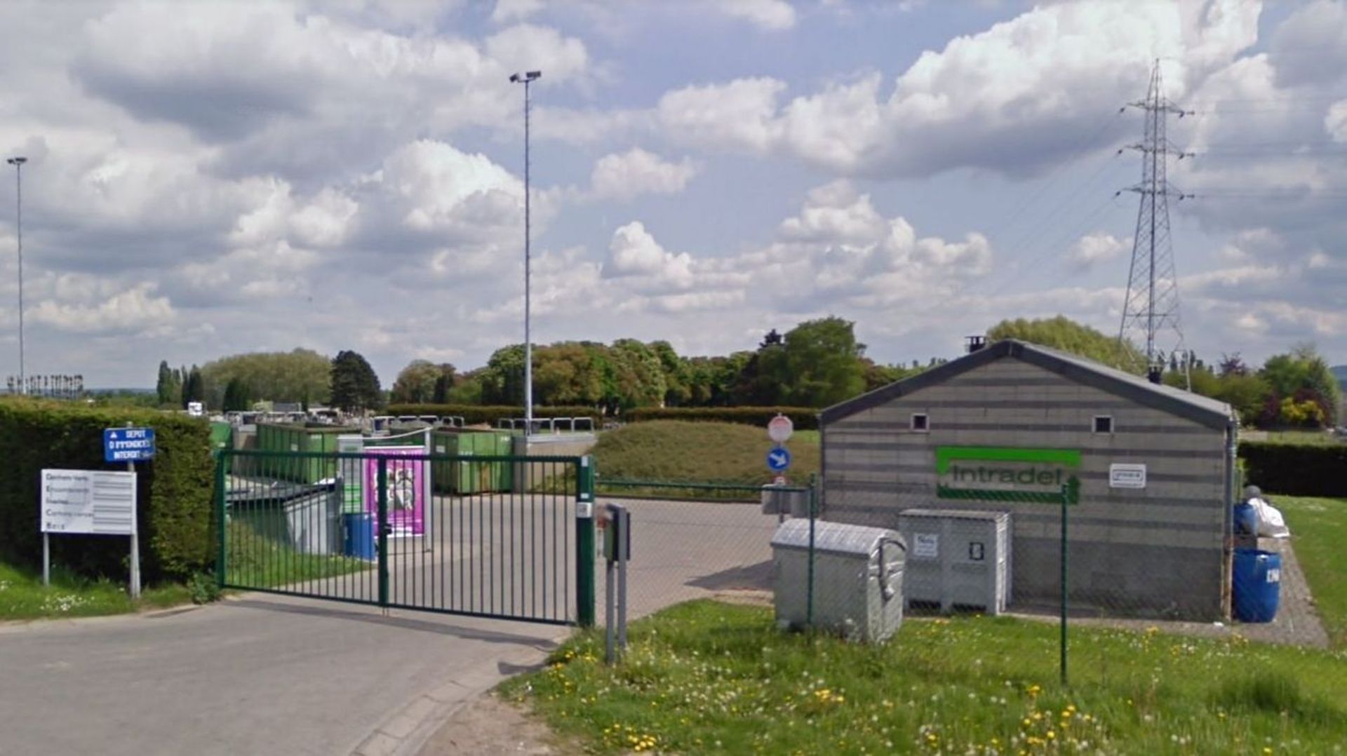 Coronavirus : contrairement à la Wallonie, la Flandre rouvre ses parcs ...