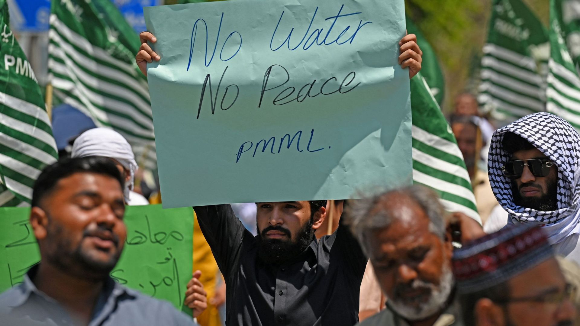 En pleine escalade entre l’Inde et le Pakistan, quels sont les enjeux au Cachemire ? - RTBF Actus