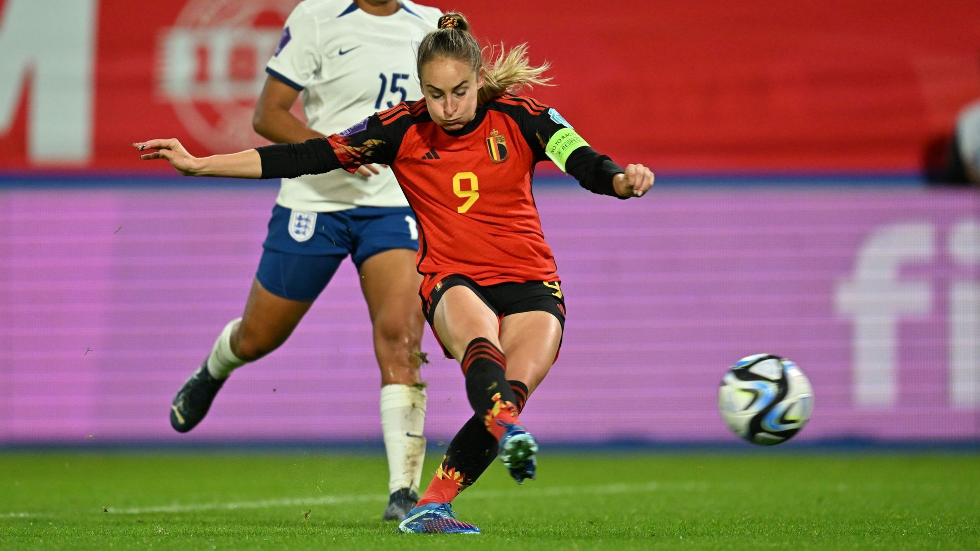 Tessa Wullaert (capitaine et buteuse des Red Flames) sur le Gril : 'Les ...