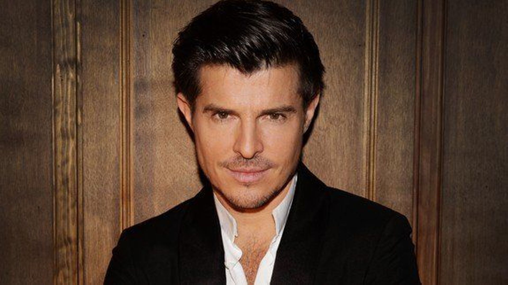 Le ténor Vincent Niclo dans le ' 8/9 '! - RTBF Actus