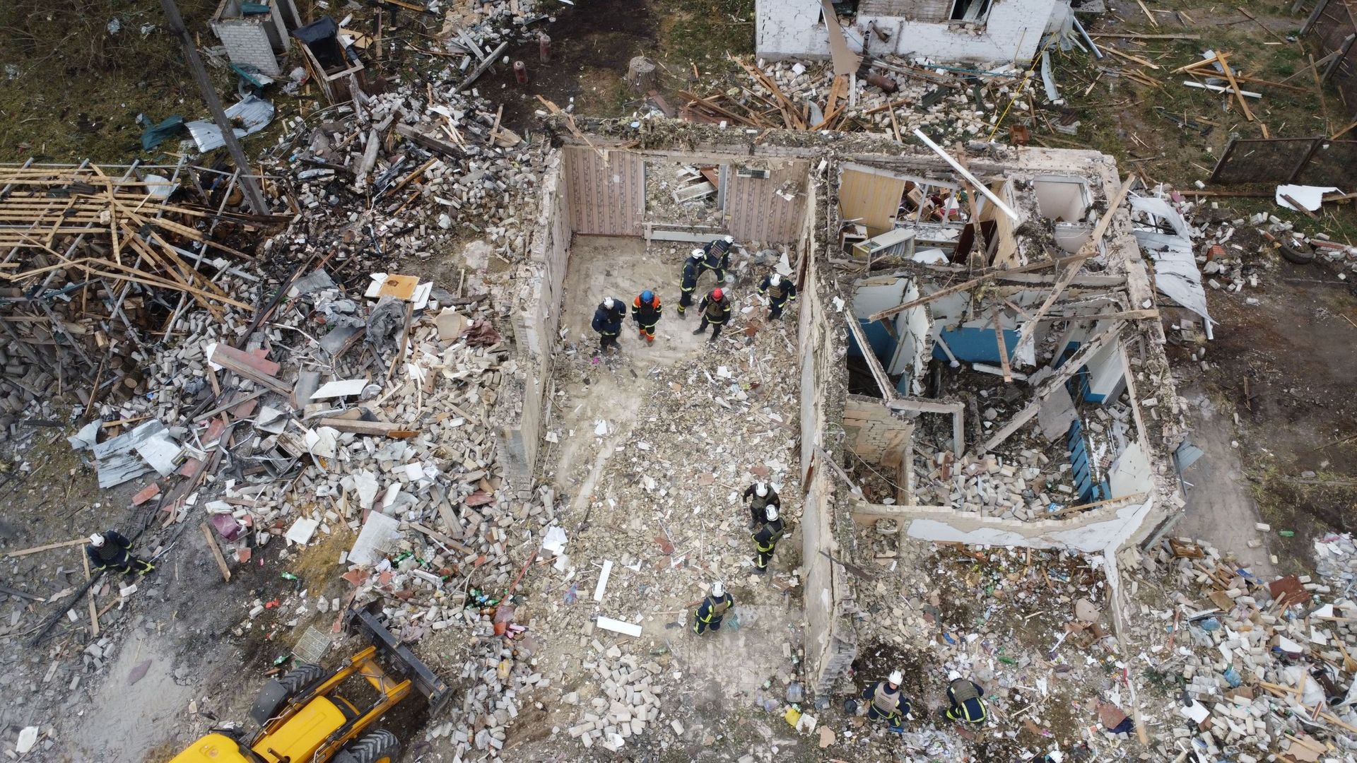 Guerre en Ukraine : le village de Groza sous le choc, des armes nord ...