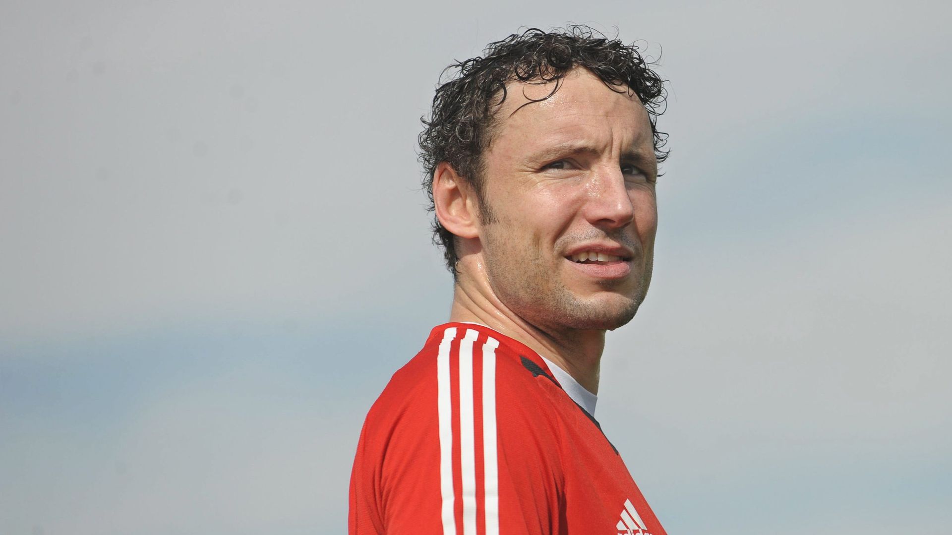 Van Bommel signe à l'AC Milan - RTBF Actus
