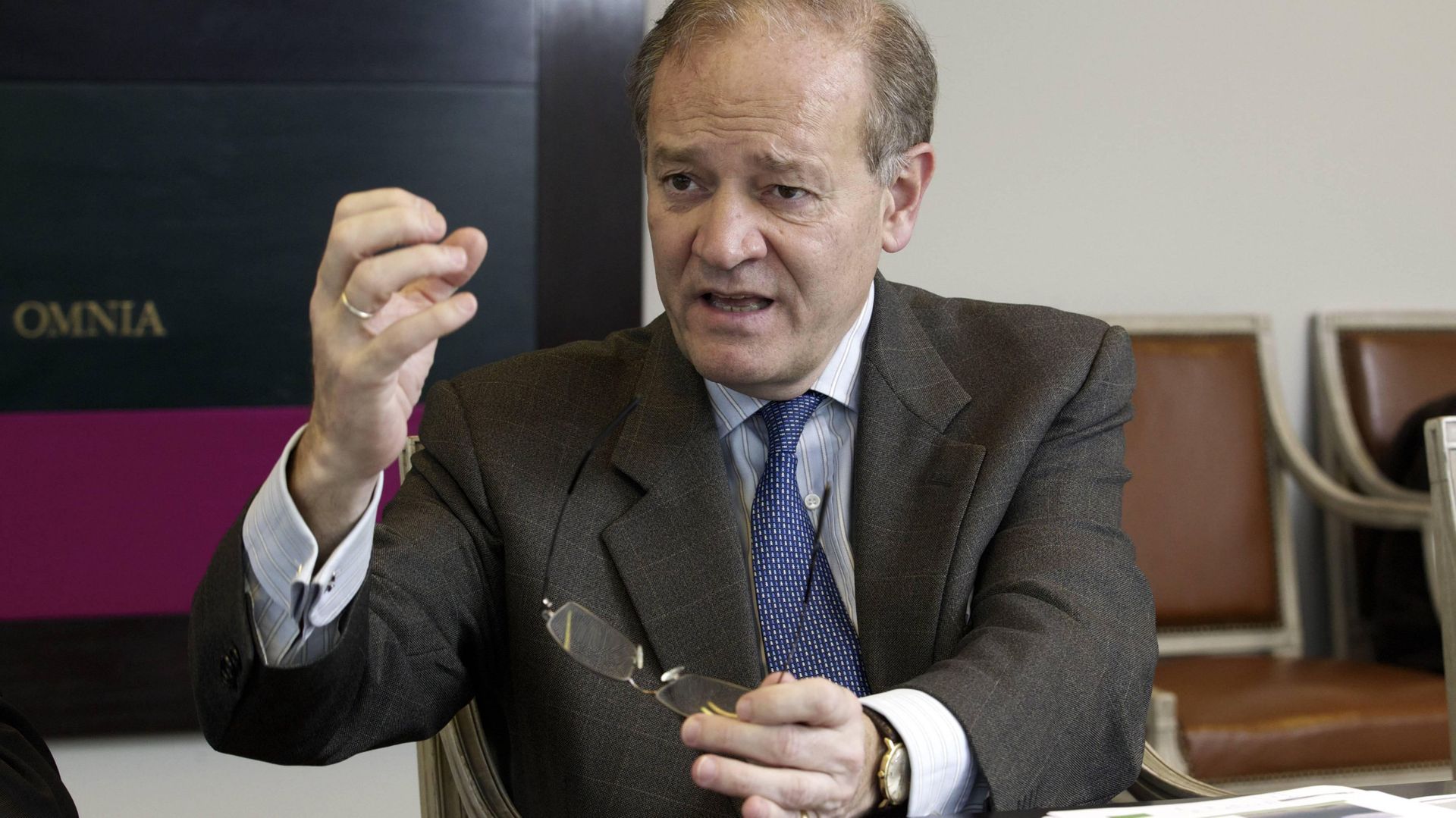 'Revu et vérifié': Luc Bertrand et la politique du gouvernement Di Rupo ...