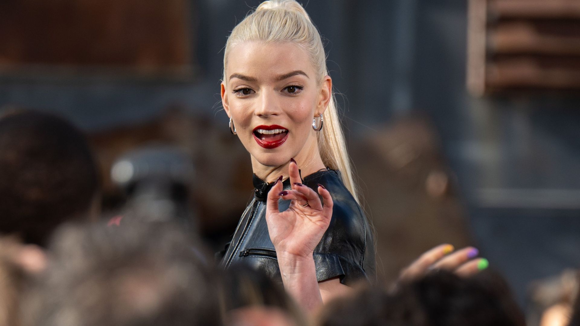 À Cannes, Anya Taylor-Joy révèle pourquoi elle s’est sentie si seule ...