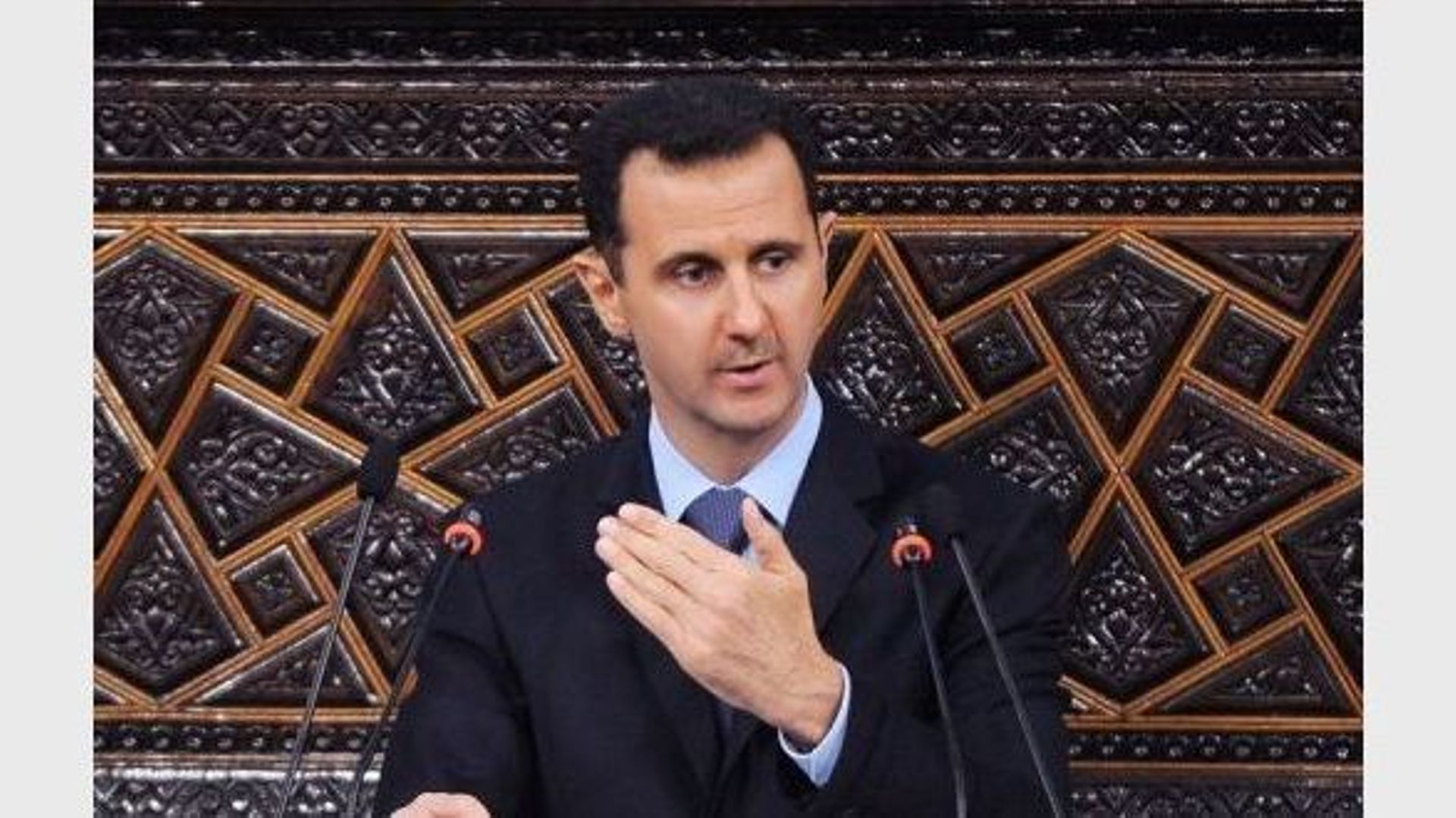 Bachar ou le chaos: propagande tous azimuts du régime syrien - RTBF Actus