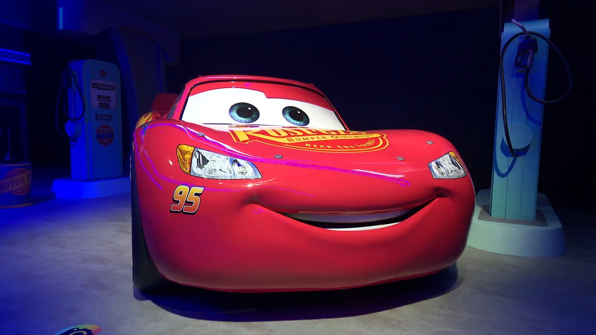 Mundo Pixar Expérience arrive à Bruxelles, expo familiale ou usine à ...