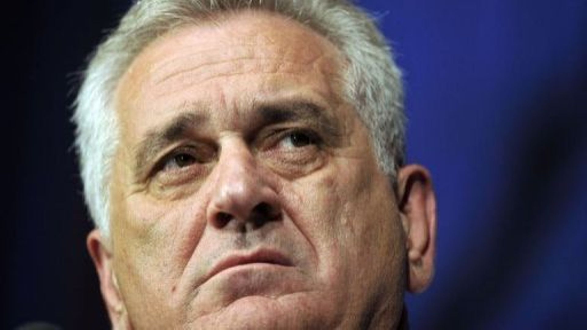 Serbie: coup de théâtre, le nationaliste Nikolic remporte la ...