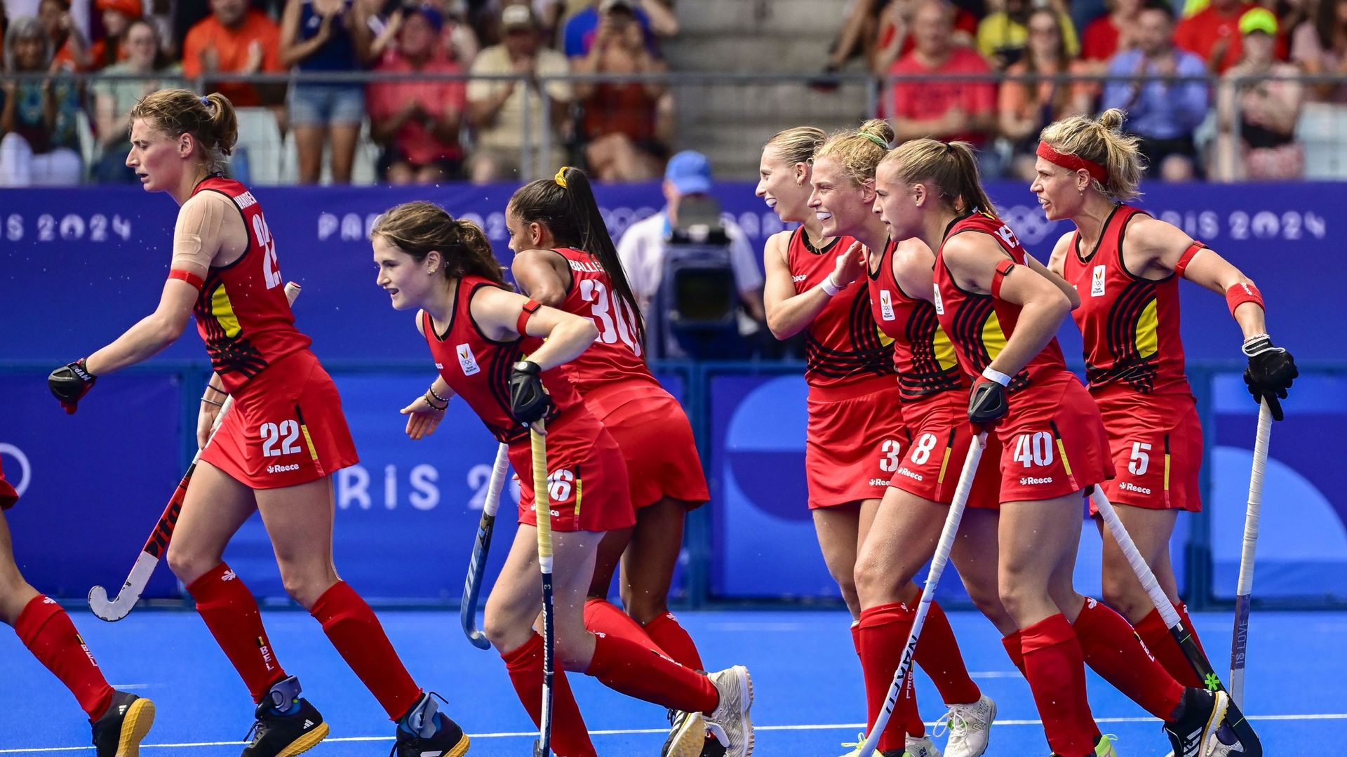 Historique : les Diables Noirs s’imposent aux Pays-Bas et continuent à ...