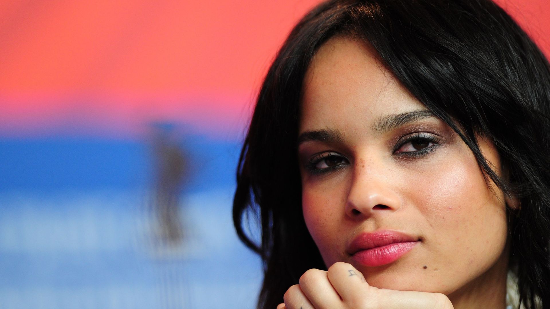 Emile Hirsch et Zoe Kravitz, amoureux écorchés au grand écran - RTBF Actus