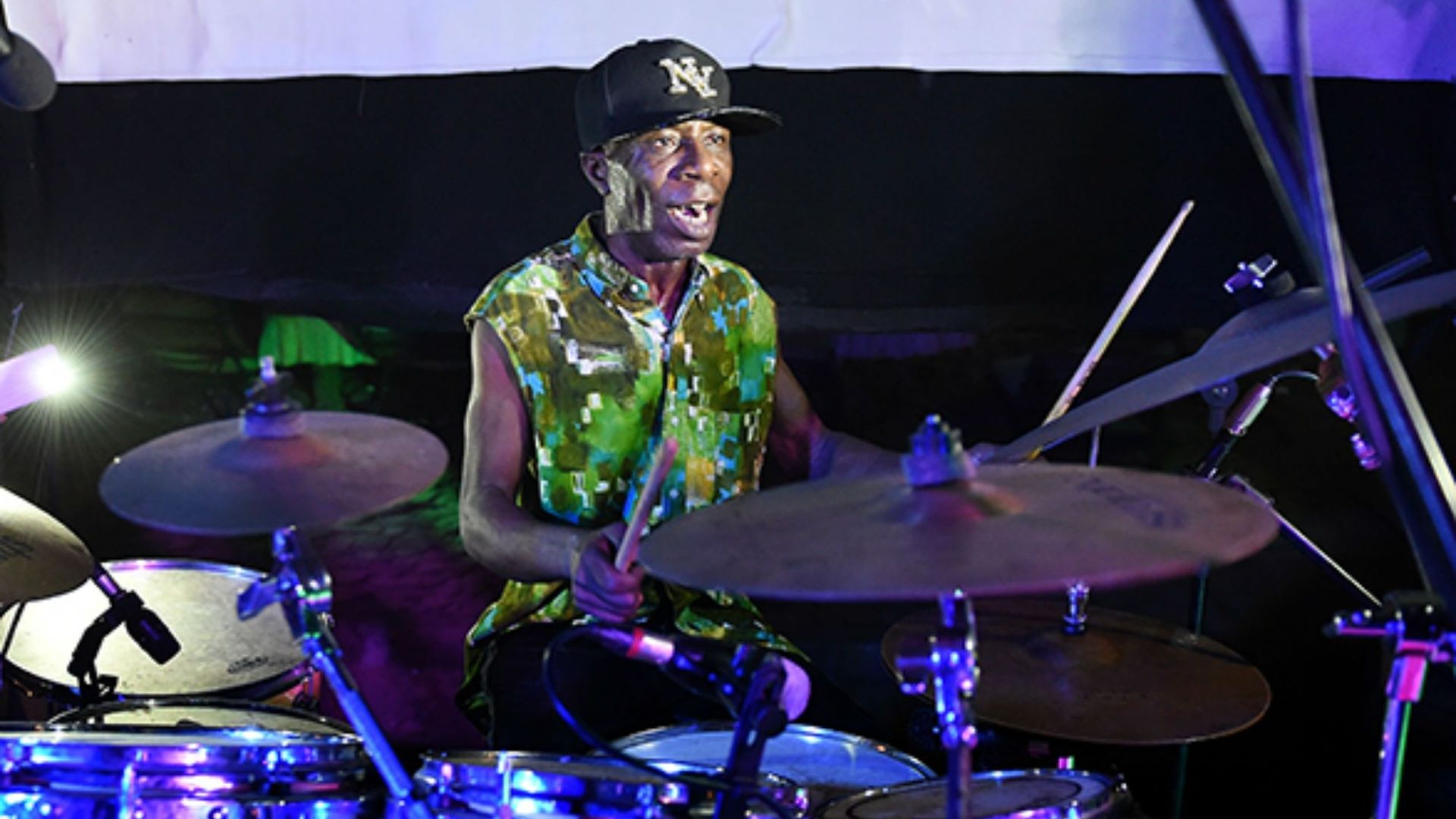 Paco Sery, un demi-siècle de batterie - RTBF Actus