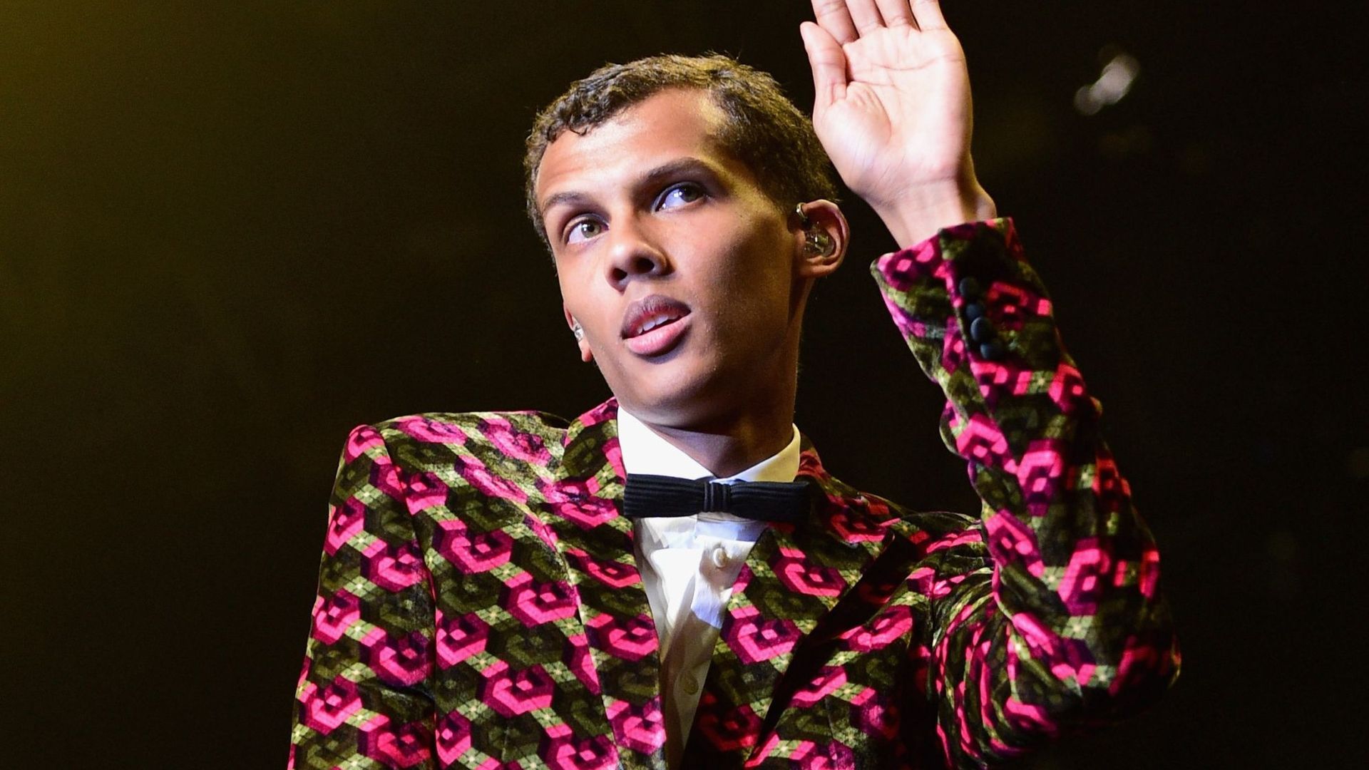 Stromae fait 'sa fête' à Dakar malgré une coupure d'électricité - RTBF ...