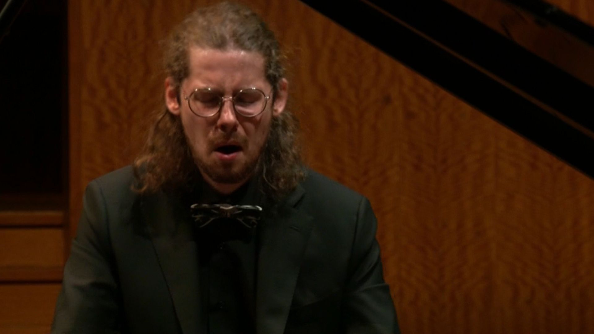 Concours Reine Elisabeth 2025 : les pianistes belges Valère Burnon et ...