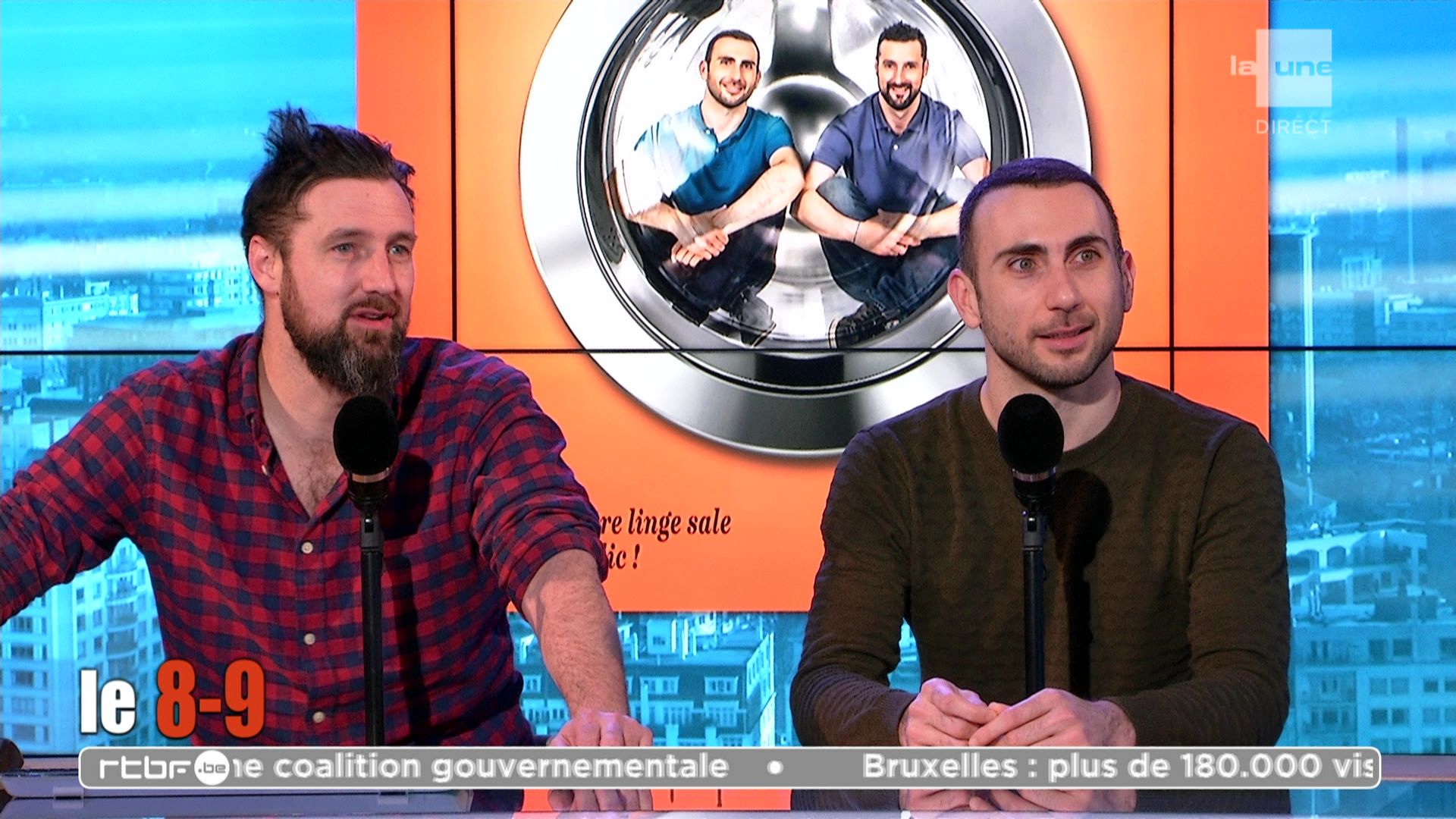 Le duo d'humoristes français 'Les Décaféinés' lancent une machine à ...