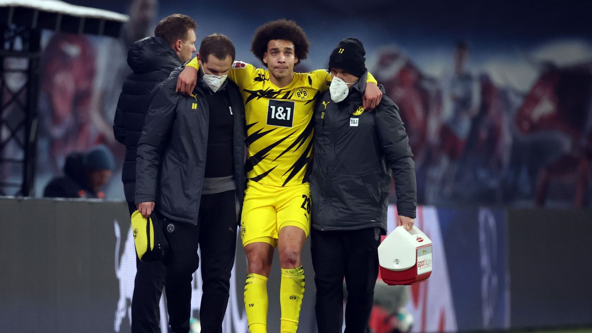 Diables Rouges : la rééducation commence pour Axel Witsel, le début d ...