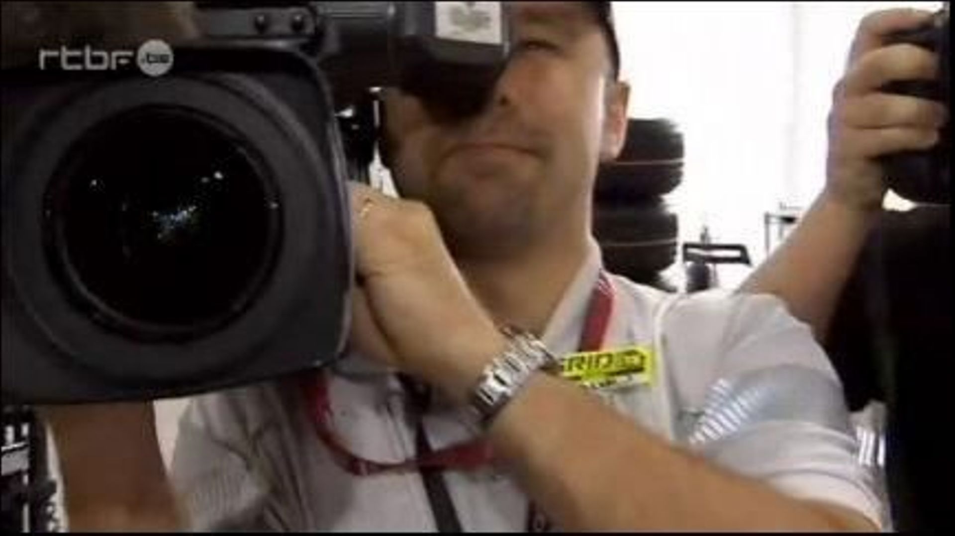 Vandoorne fête son titre avec une caméra RTBF à l'épaule - RTBF Actus