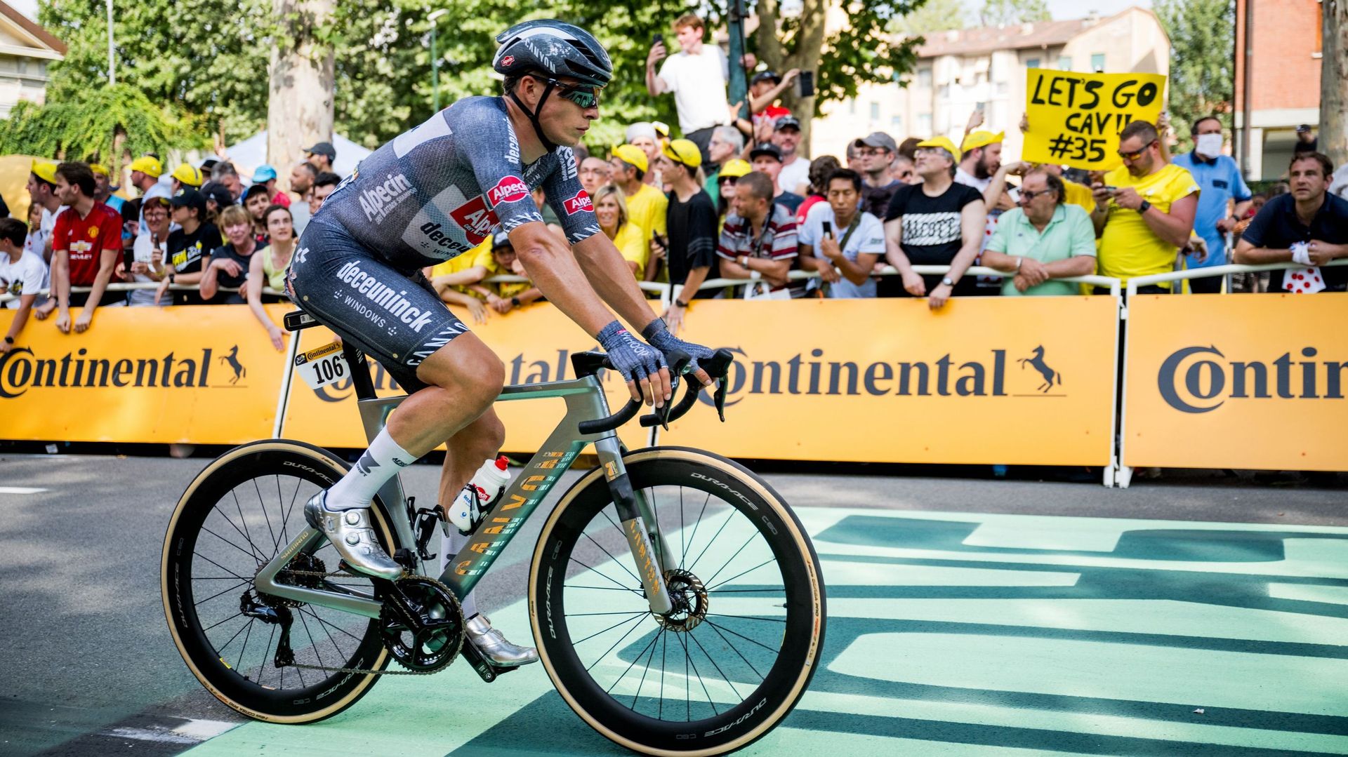 Jasper Philipsen n’a pas encore gagné sur ce Tour, faut-il s'inquiéter ...