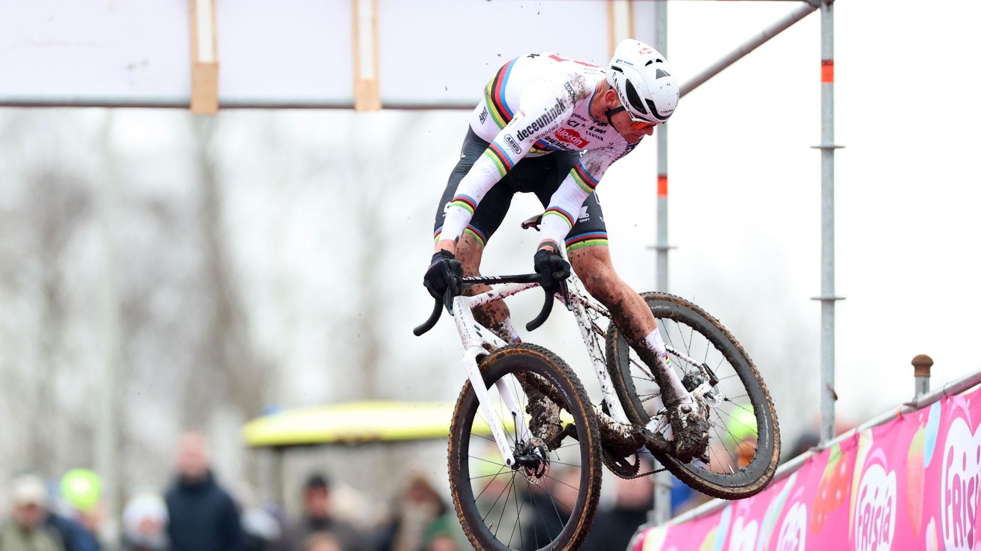 Superprestige Gullegem : Wout van Aert retrouve la victoire après un ...