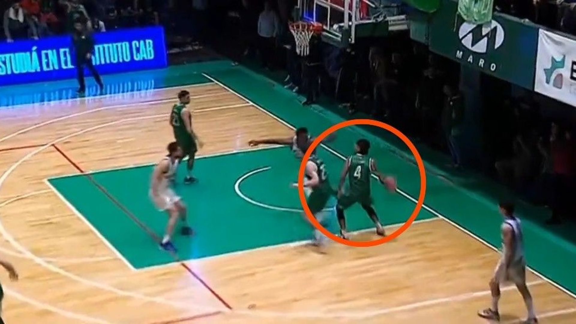 La fin de match de l’année en NBA : Josh Giddey plante un 'buzzer ...