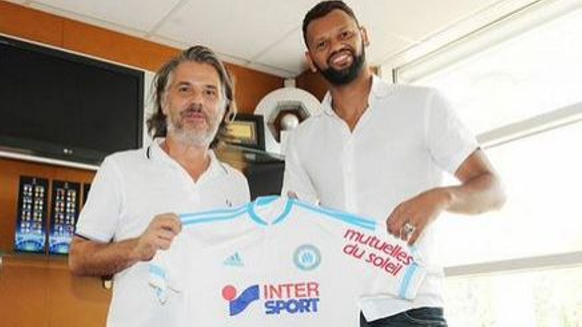 Rolando, ex-anderlechtois, s'engage à l'OM - RTBF Actus