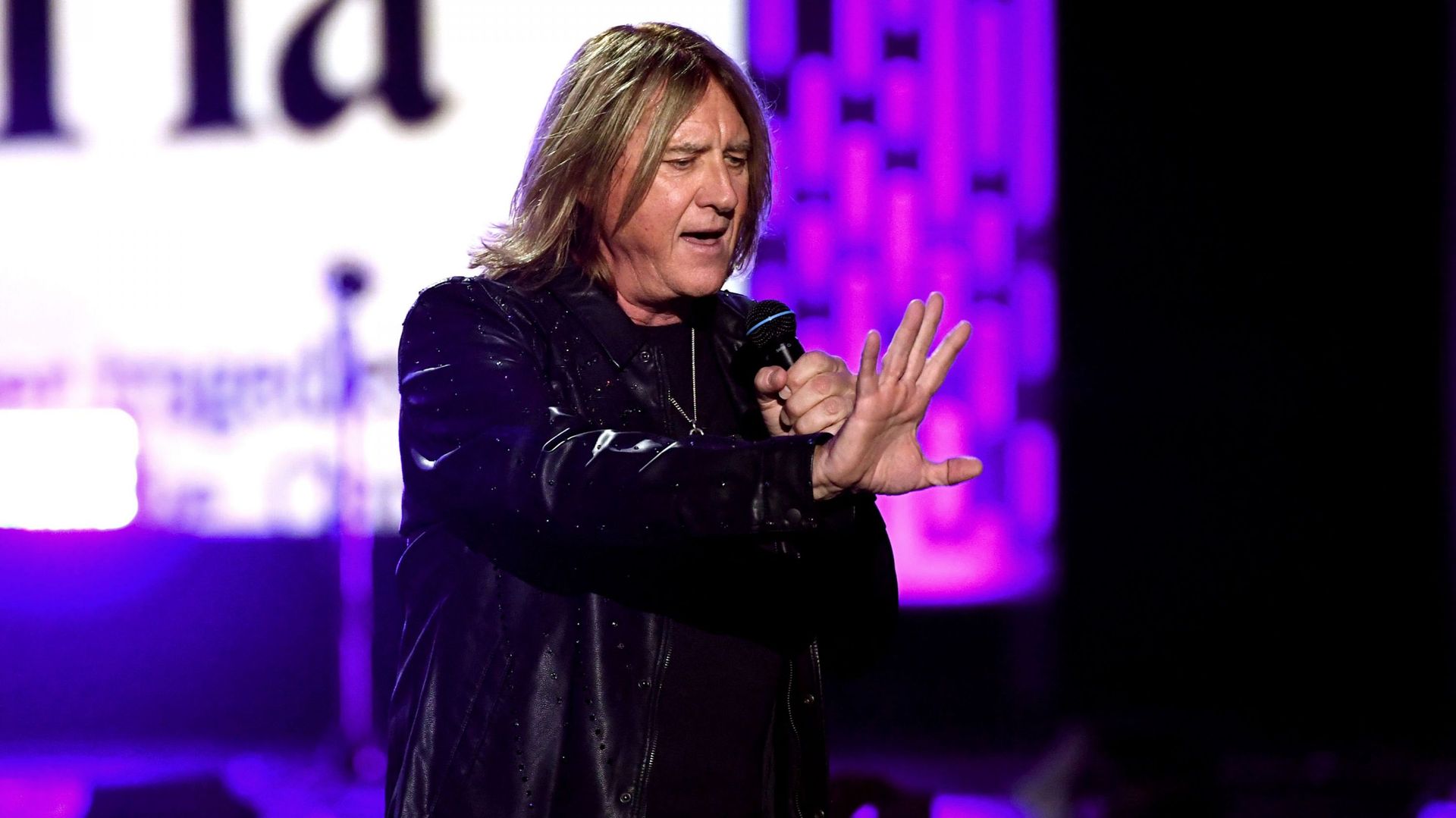 Des figurines Def Leppard - RTBF Actus