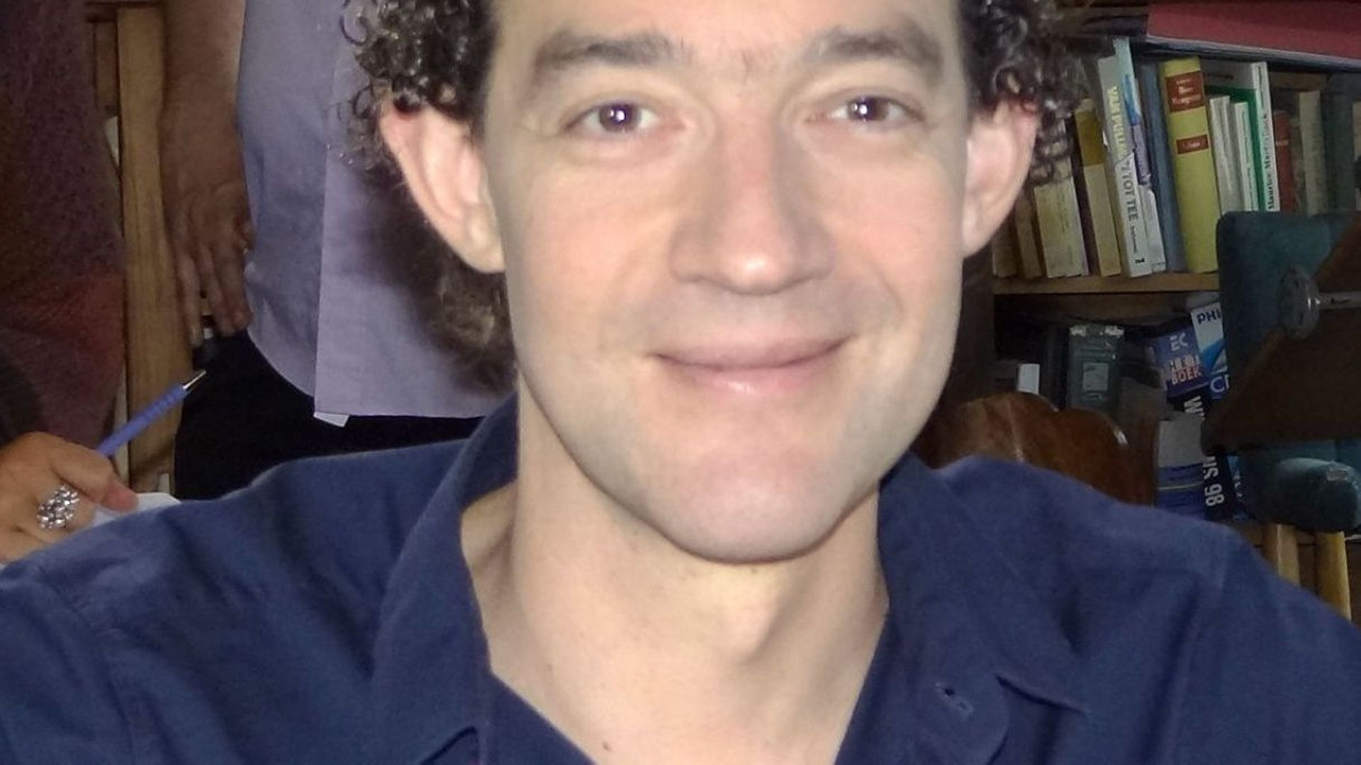 Thomas Gunzig, invité de Livrés à domicile - RTBF Actus