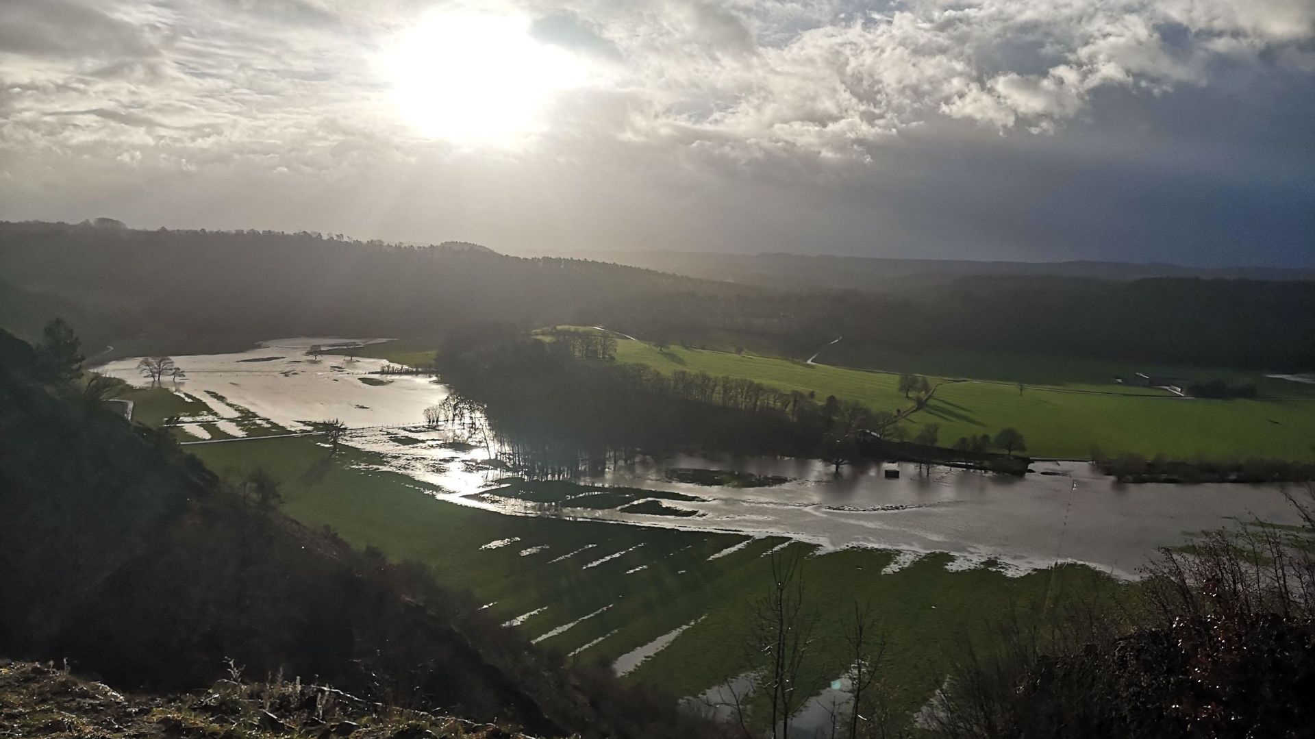 Les grottes de Han inondées : un phénomène impressionnant mais bien connu