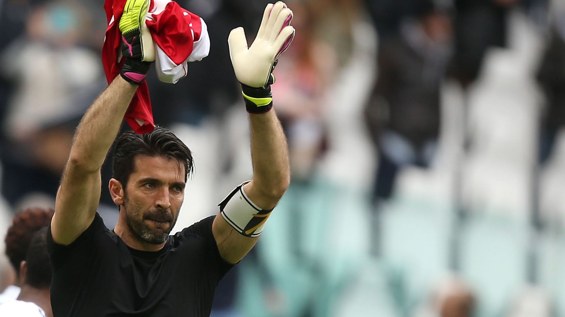 Buffon et Barzagli vont prolonger à la Juve jusqu'en 2018 - RTBF Actus