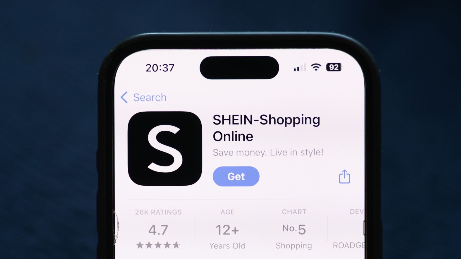 Fast fashion : un millier de travailleurs chinois de Shein témoignent ...