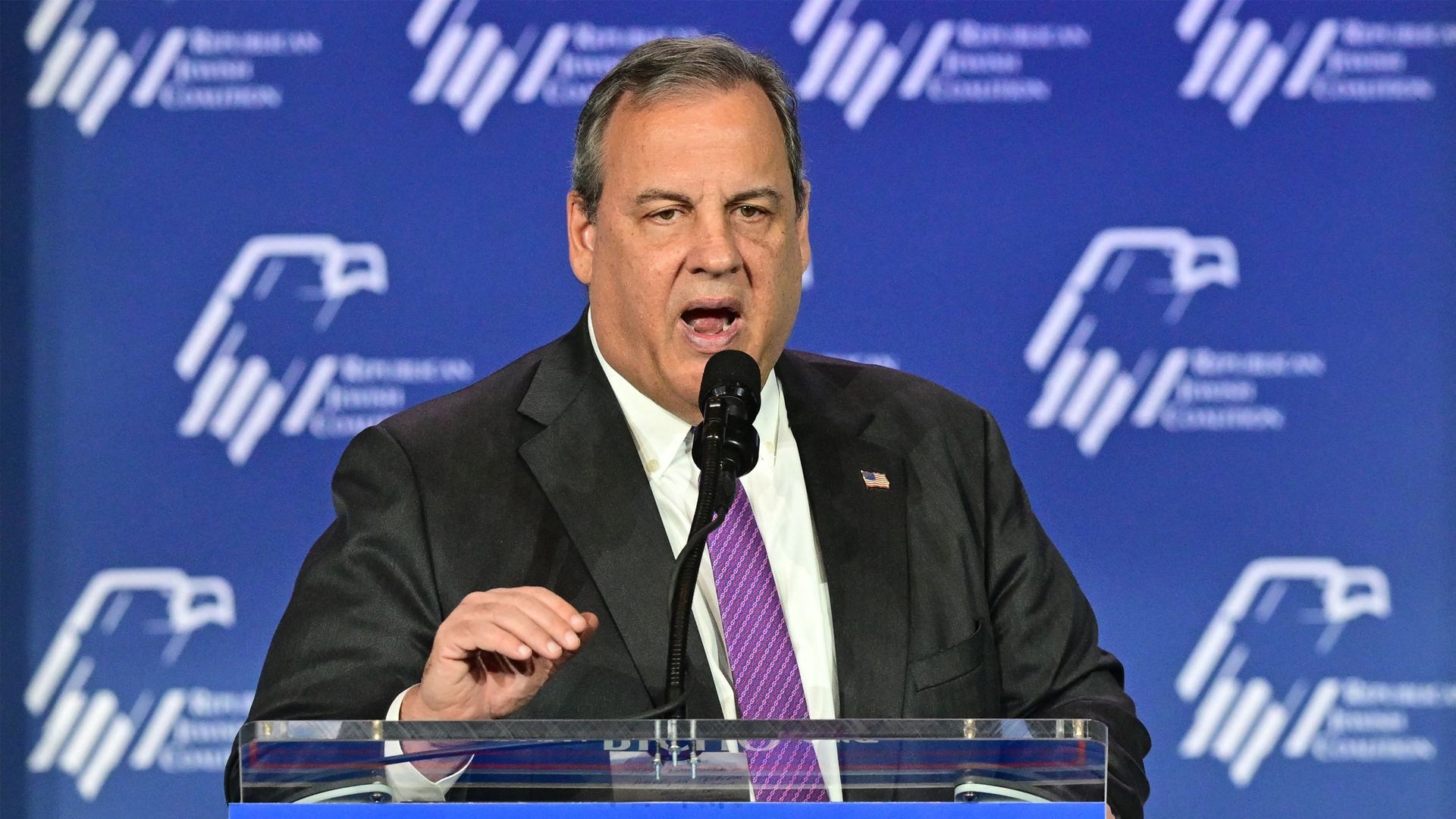 Primaires républicaines : le candidat anti-Trump Chris Christie annonce ...