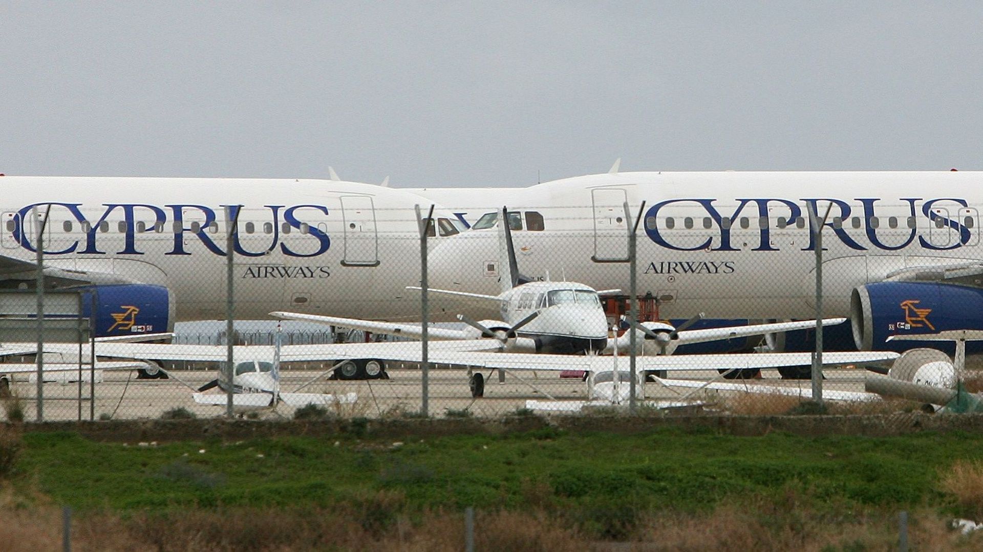 Cyprus Airways arrive à Brussels Airport - RTBF Actus