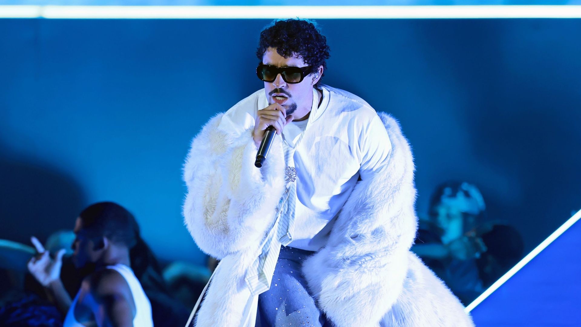 Bad Bunny serait-il en train d’annoncer une tournée en Europe sur un air reggaeton ? - RTBF Actus