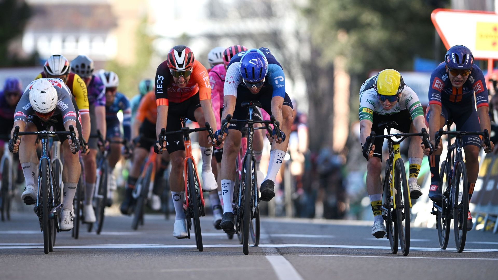 Tour de Romandie : Jay Vine, le plus rusé à Cossonay, remporte la 3e ...