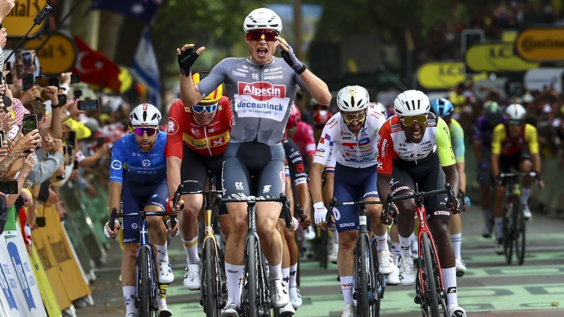 Tour de France 2025 : le calendrier, le programme des étapes, les directs, les résumés et les ...