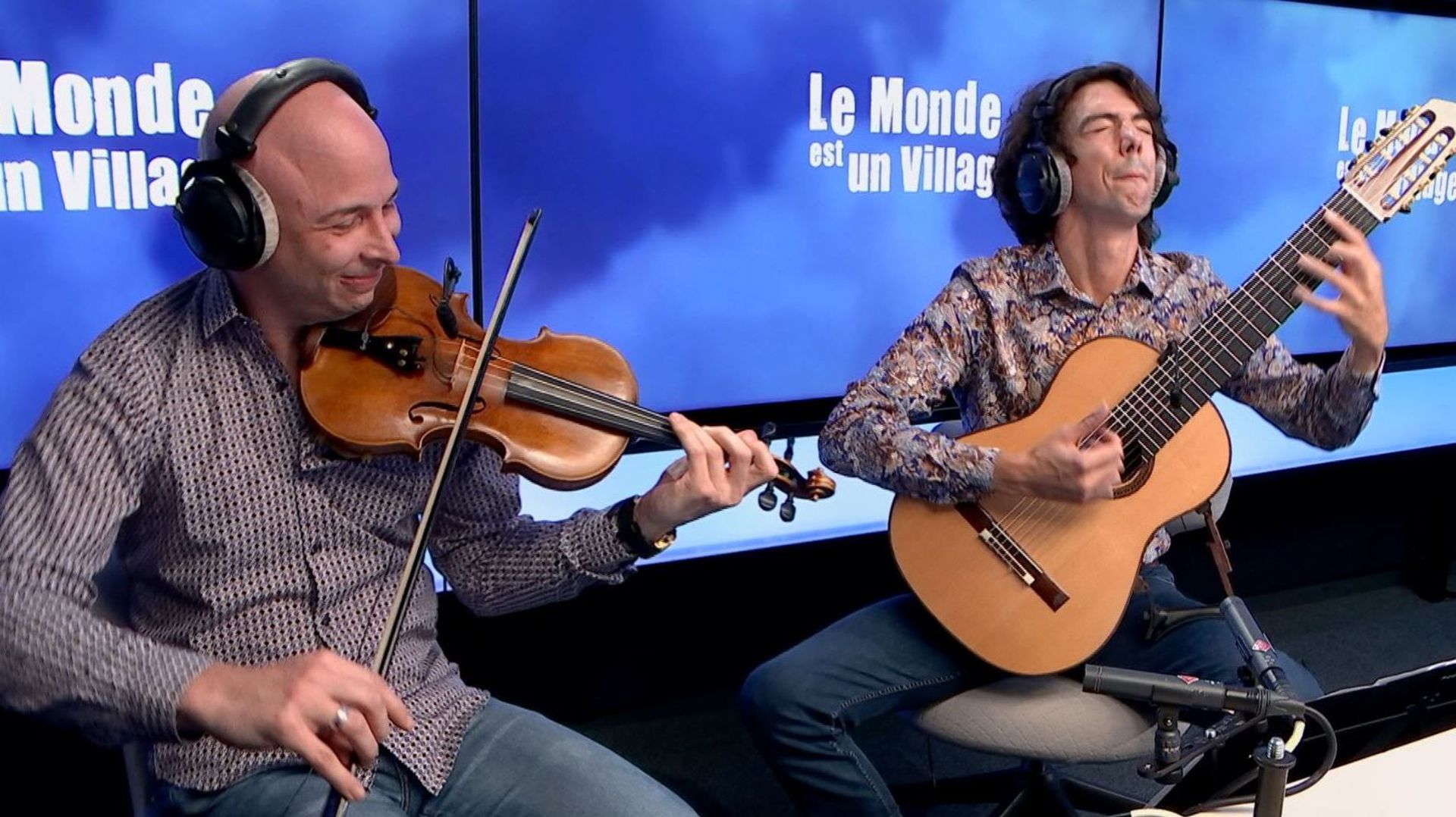 Acoustique | Duo Cavaliere-Brogna dans Le Monde est un Village - RTBF Actus