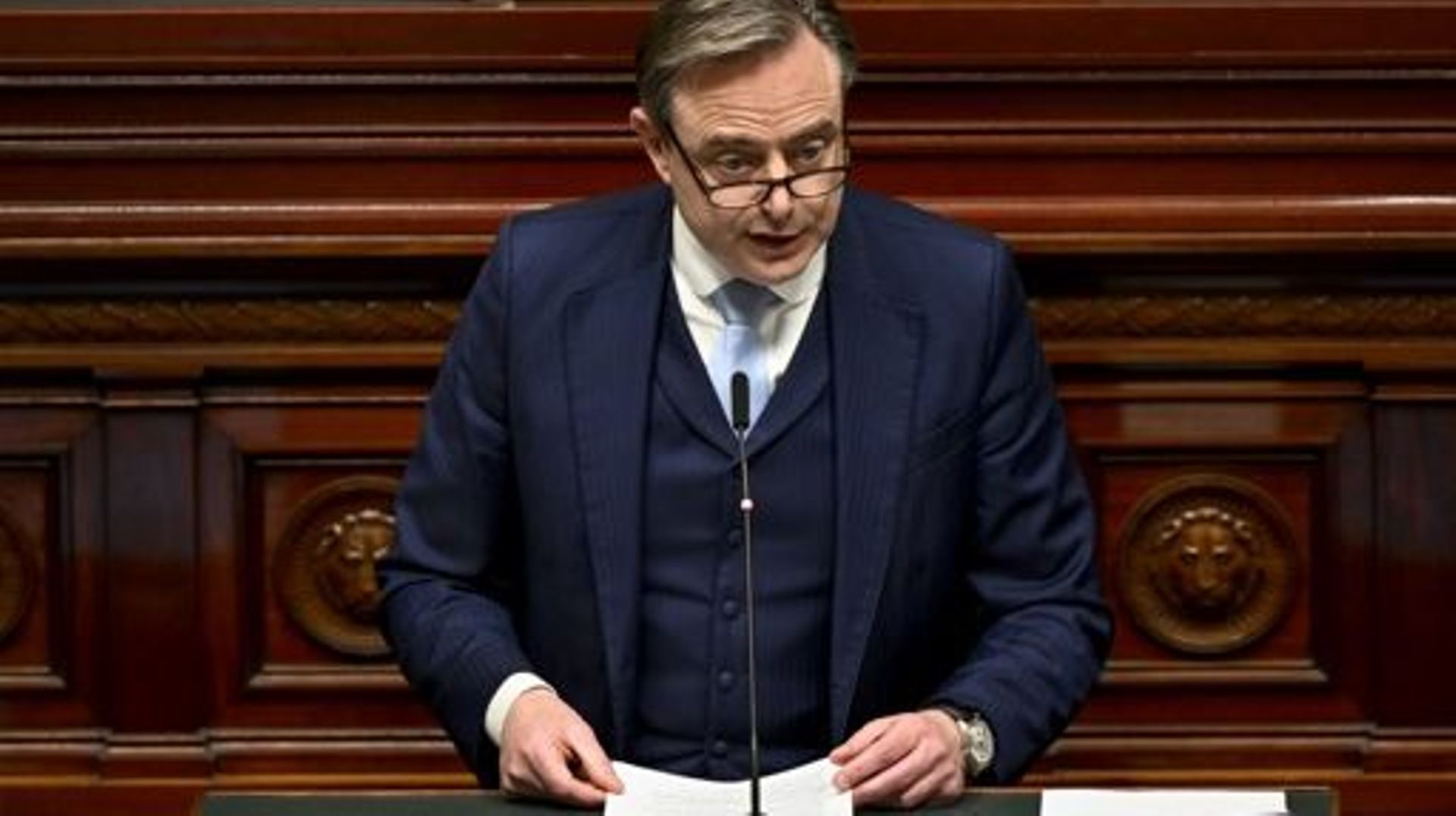 Gouvernement De Wever : la Chambre accorde sa confiance - RTBF Actus