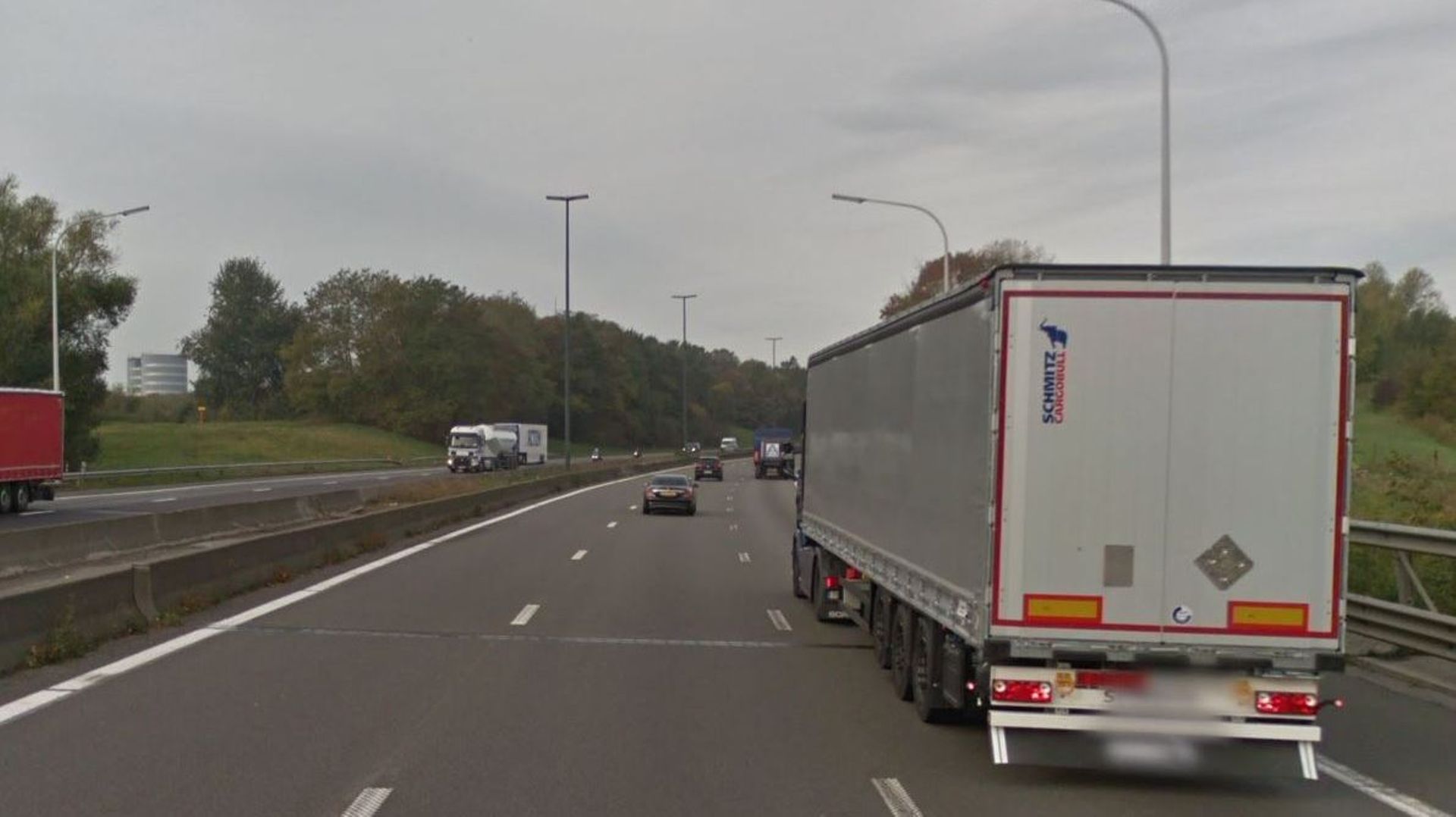 Obourg: autoroute E19 Mons-Bruxelles complètement dégagée - RTBF Actus