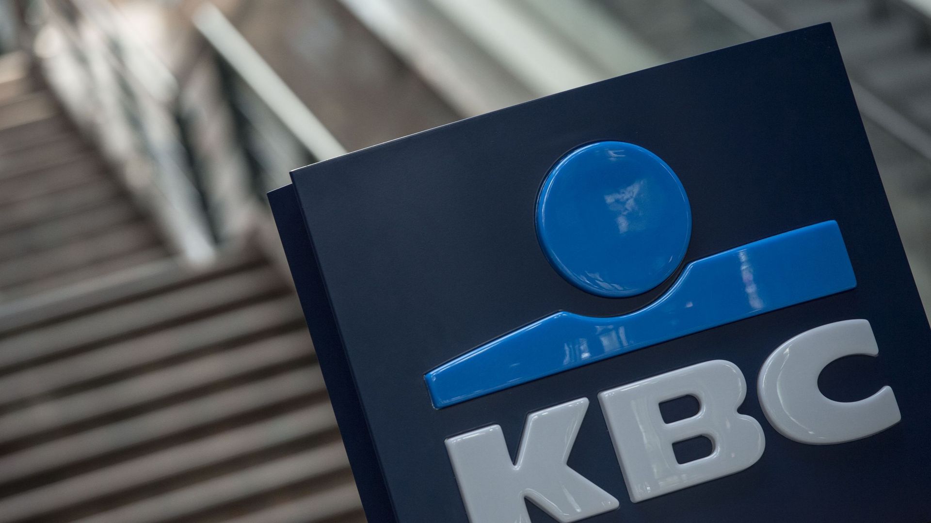 KBC passe au taux à 0% pour les entreprises et les institutions ...
