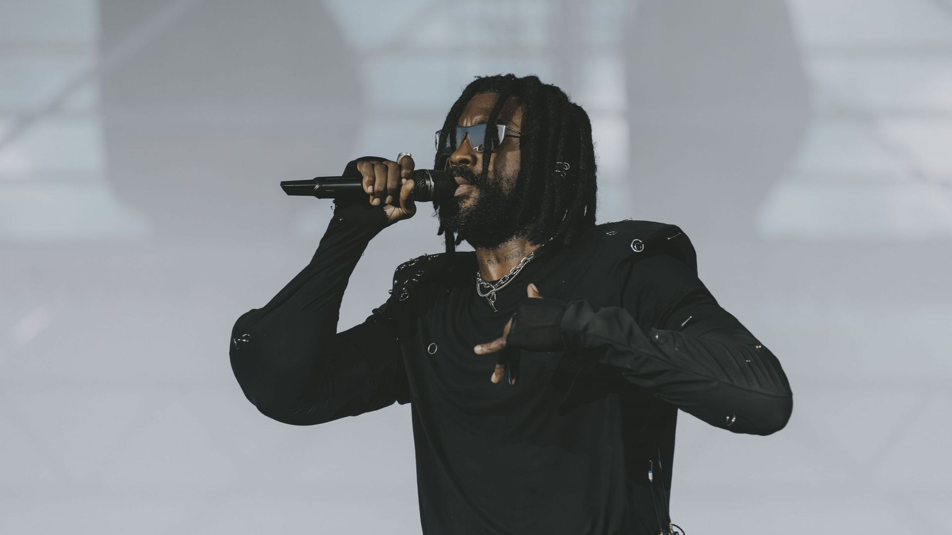 Interview exclusive : Damso se confie sur son dernier album BĒYĀH et ...