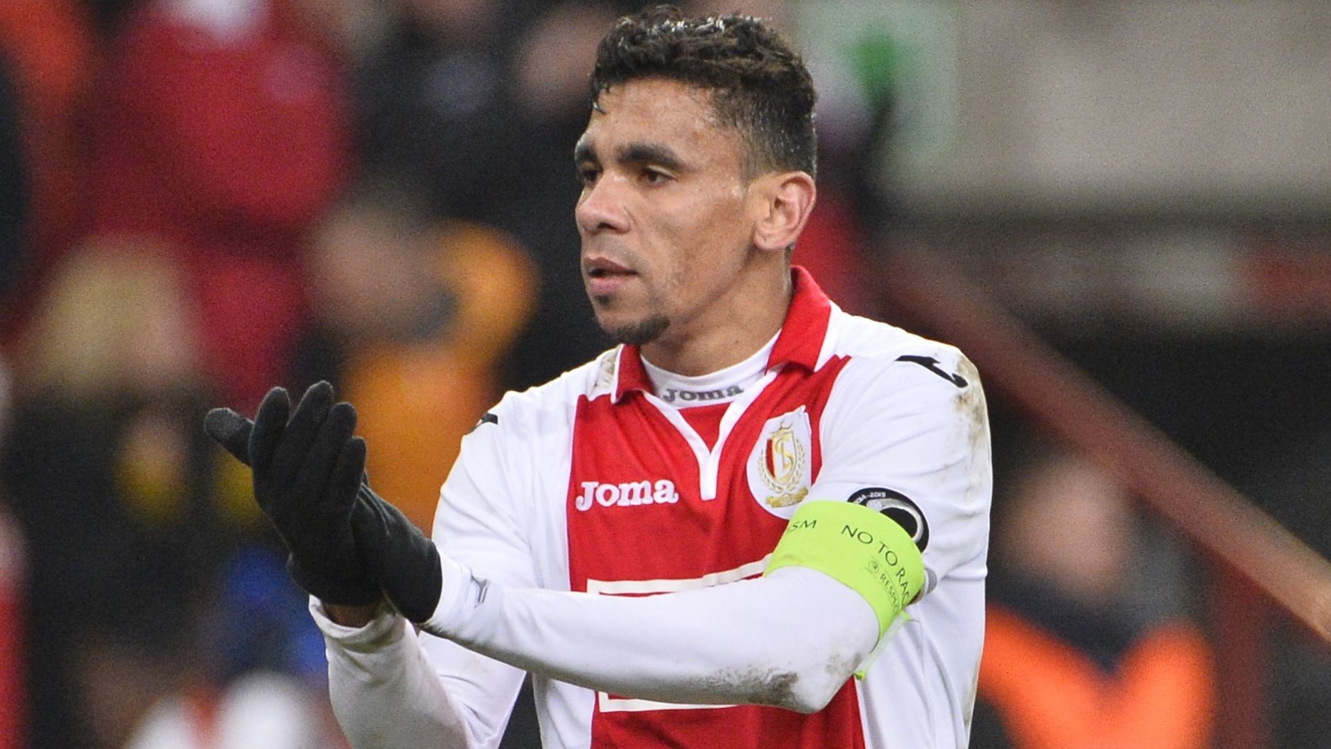 De Camargo est rentré au Standard où il restera jusqu'en fin de saison ...