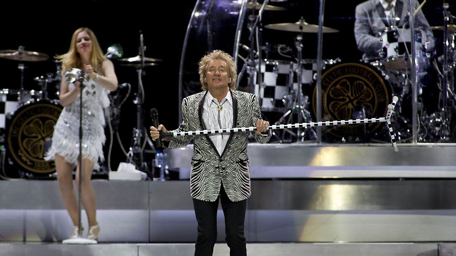 GB: Rod Stewart anobli par la reine