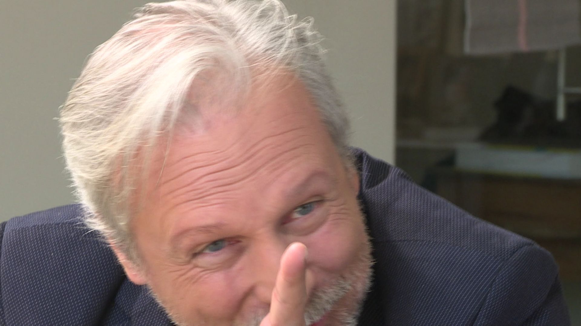 Livrés à domicile avec Alain Bomboko - RTBF Actus